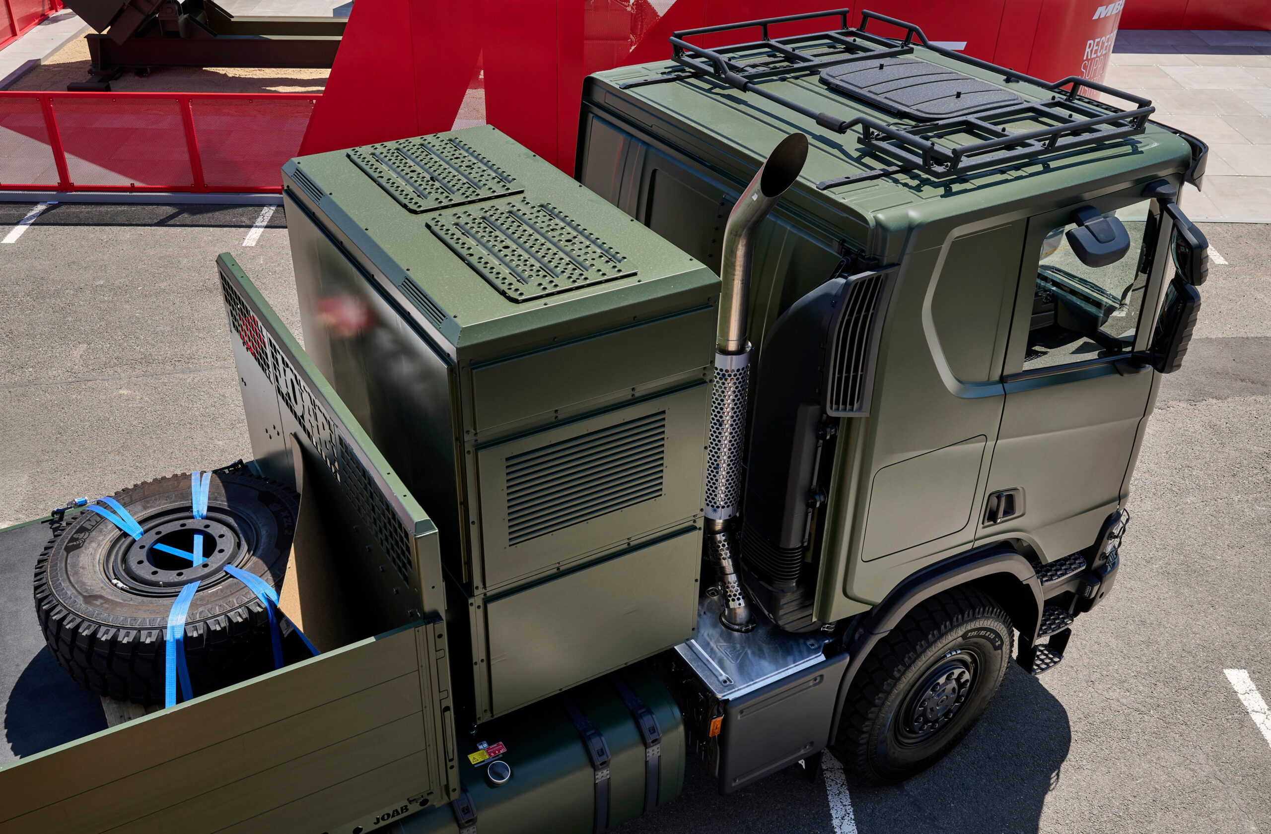 Scania dodala švédskej armáde prvý plug-in hybridný nákladný automobil ...